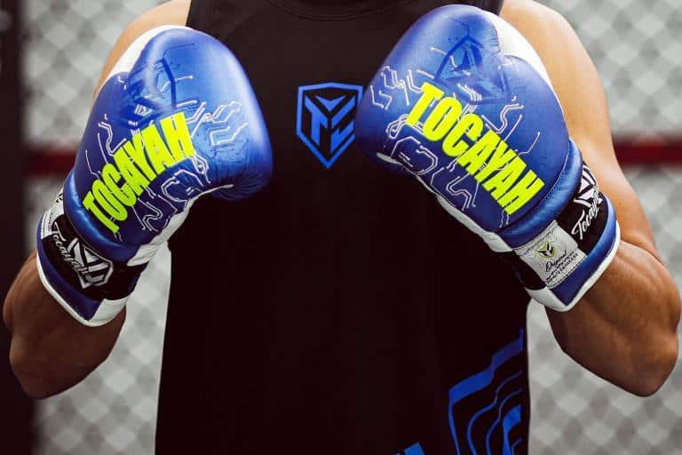 Boxing Gloves Evolution: History and Innovations Unveiled